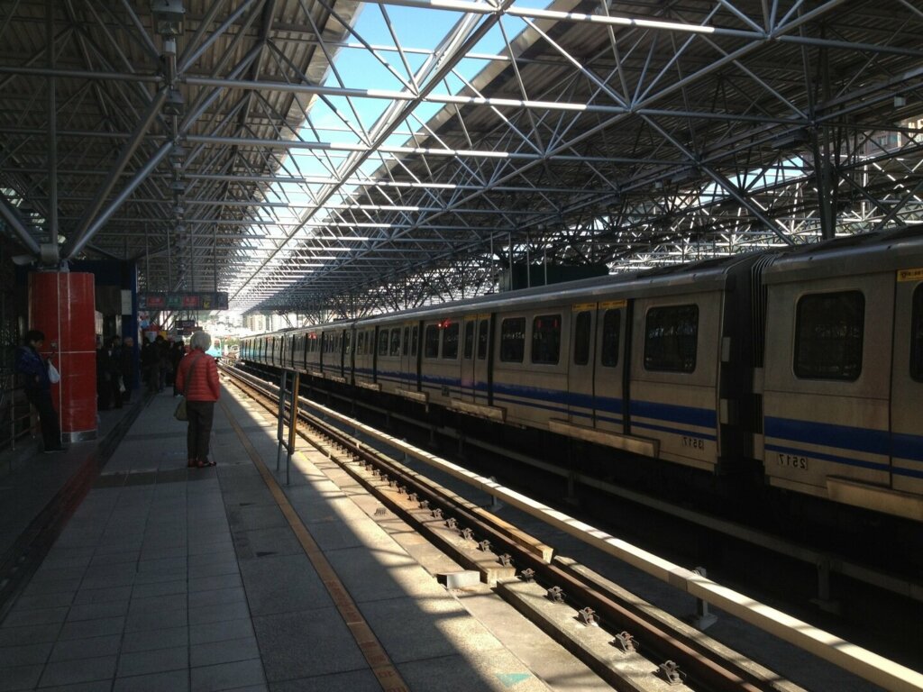 Private Taipei Weekend Escape to Dadaocheng & Beitou with shared ...