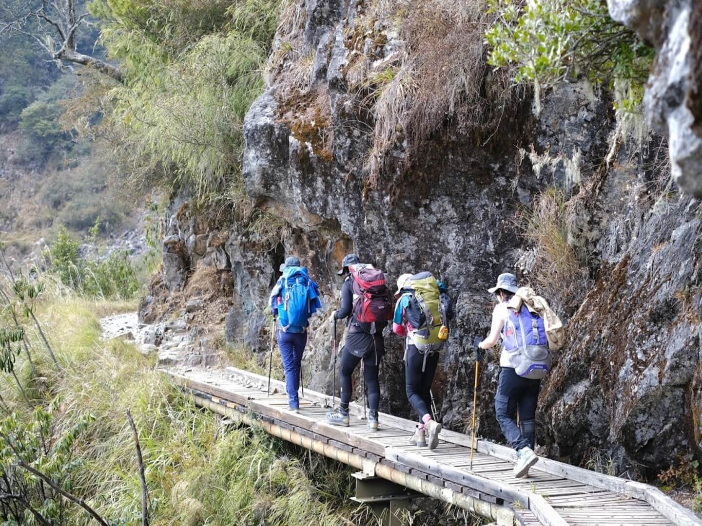 Climbing Jade Mountain – Taiwan’s Highest Peak | Edison Tours